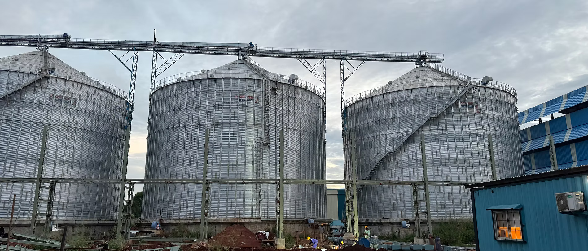 President Museveni commissions the largest ethanol plant in East Africa ...